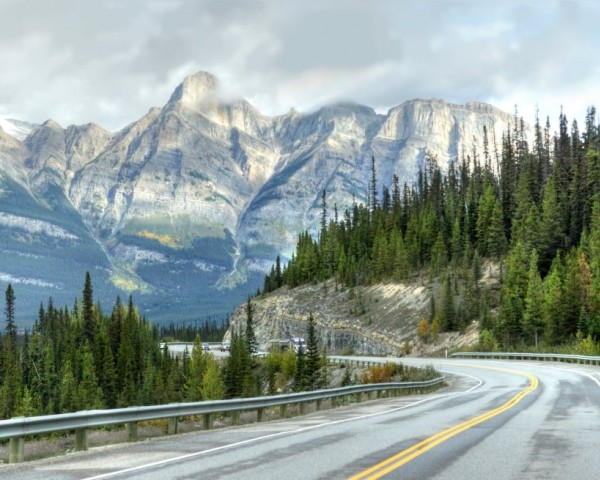 The Most Scenic Canadian Roads | .TR