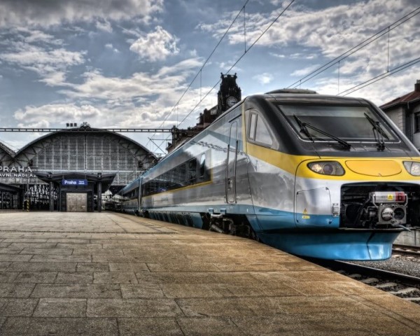 Czech Republic Launched a Single Train Ticket | .TR