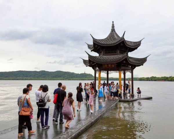 More Tourist Plan Summer Travel in China | .TR