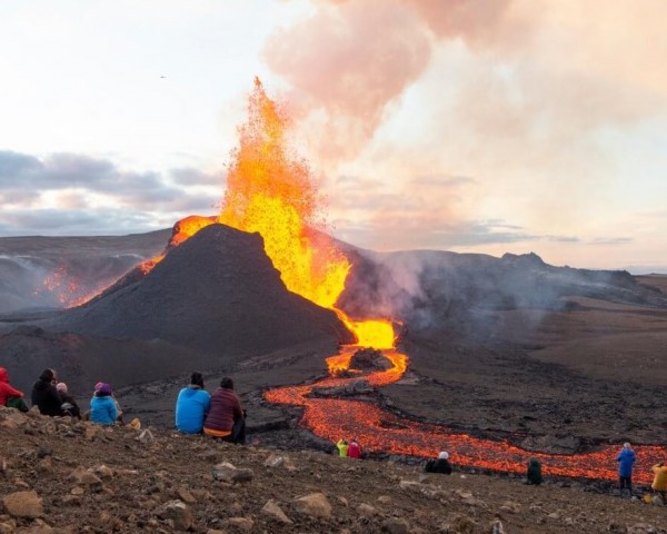 Volcano Tourism Grows in Popularity | .TR