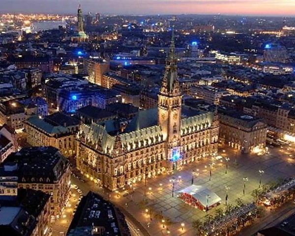 Hamburg: City for Culinary Tourists and Architecture Buffs | .TR