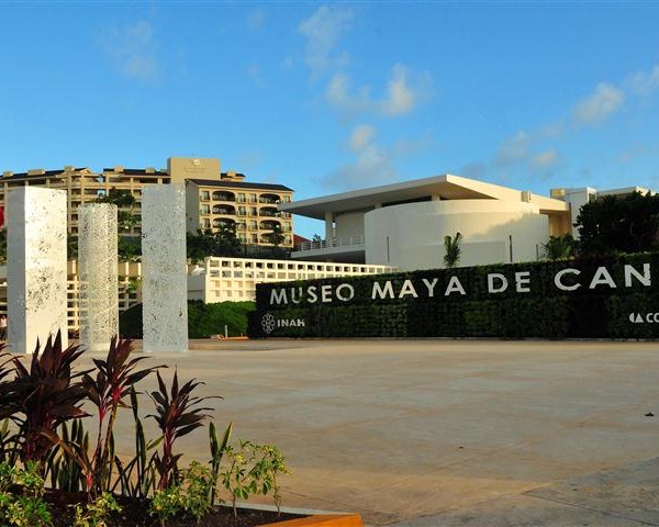 Mayan Museum Has Opened in Cancun - just before the end-of-world ...