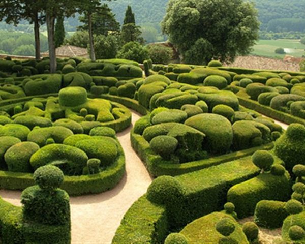 Top 7 Labyrinths Ready to Be Explored | .TR