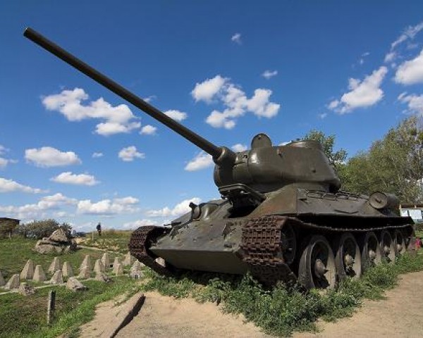 WWII Memorials and Battlefields around the World | .TR