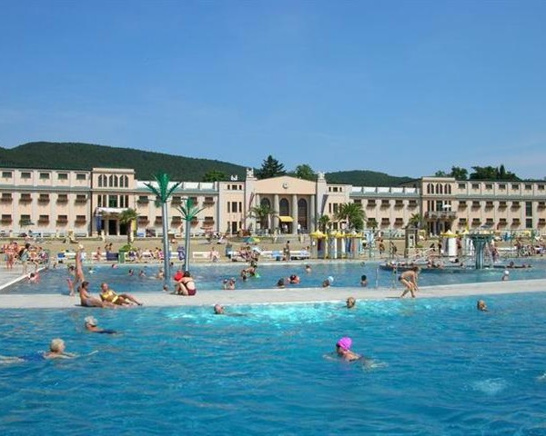 Austria: Baden bei Wien Is World Known for Sulfur Baths | .TR